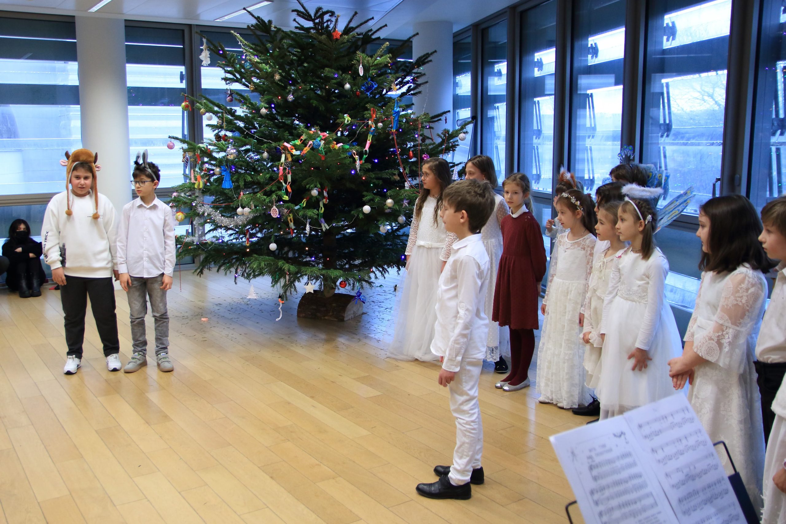 FETE PAROISSIALE DE NOEL POUR LES ENFANTS DE L’ECOLE DE CATECHISME ...